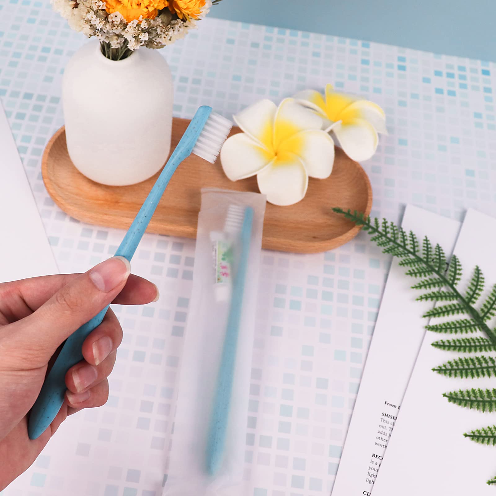 Disposable Toothbrush, Delicate Toothbrushes Bulk, Toothbrush in Bulk, Individually Packaged, Bulk Toothbrush and Toothpaste Sets Are Suitable for Use at Hotel, Home, Travel, Camping(100 Pieces)