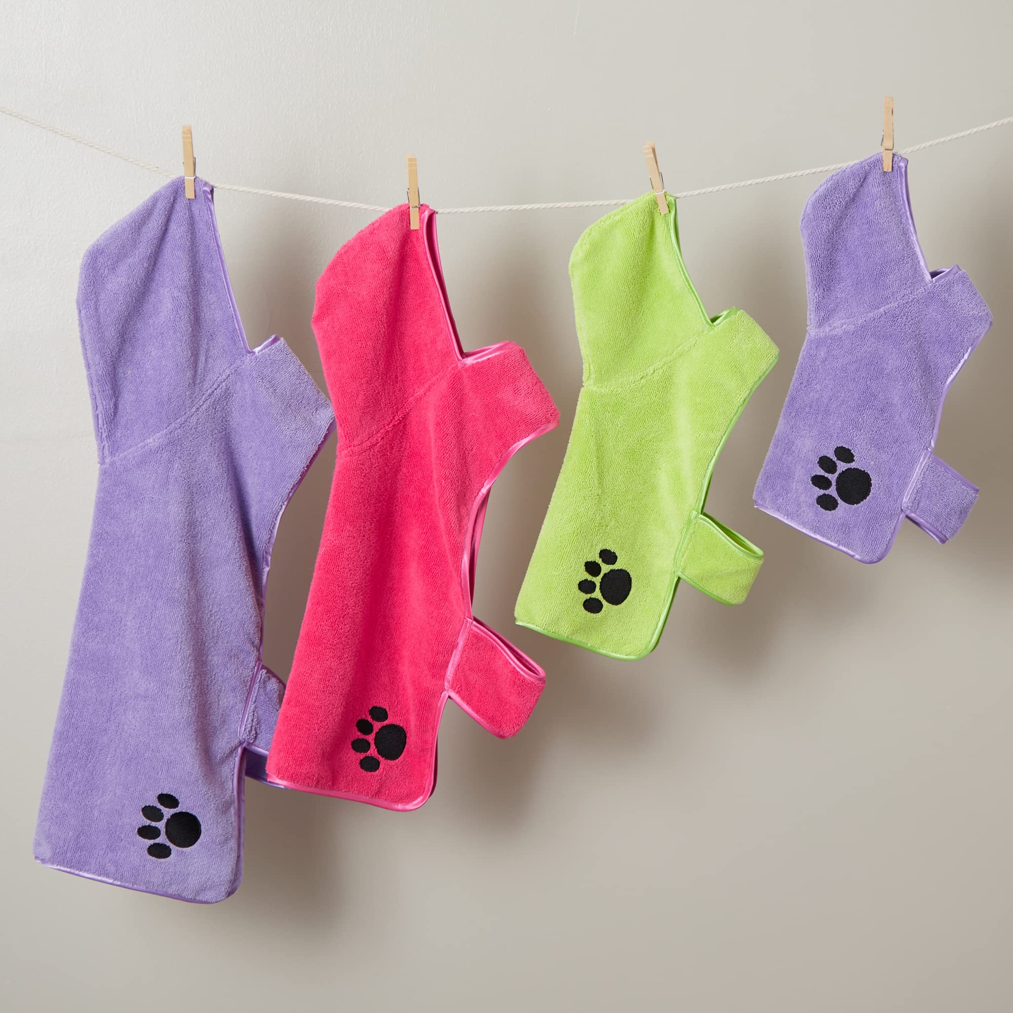 Bone Dry Pet Robe Collection, Embroidered Absorbent Microfiber Bath Robe with Adjustable Closure, for Dogs & Cats, Large, Raspberry Sorbet
