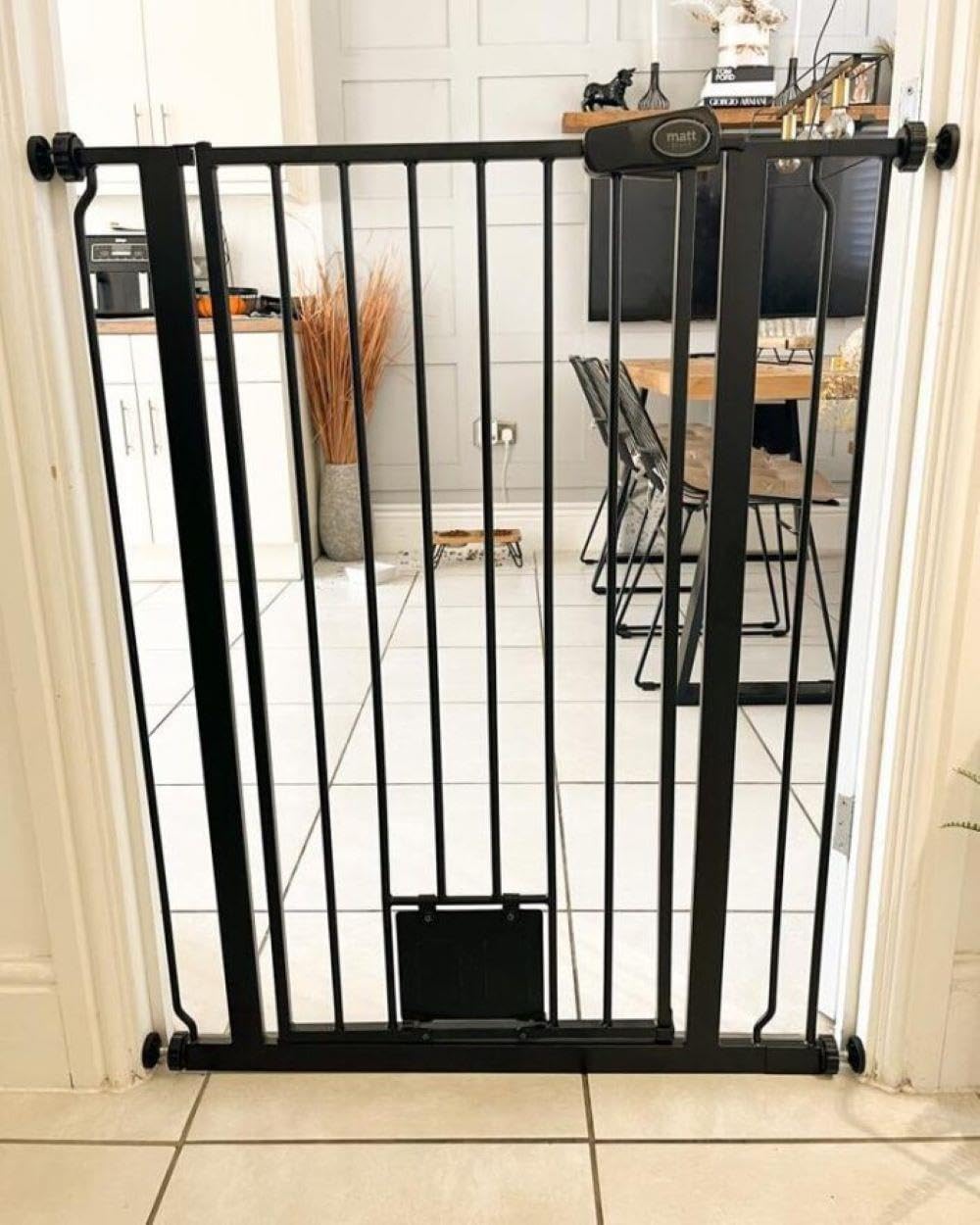 Bettacare Gate with Lockable Cat Flap Matt Black 75cm - 84cm