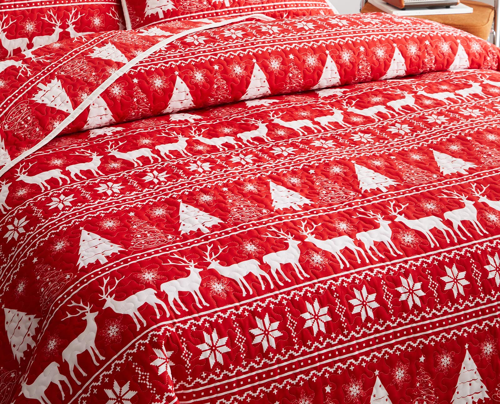 3 Pieces Quilt Set Christmas Red and White Deer with Snowflake King Size Full Queen 88"x88" Soft Microfiber Lightweight New Year Holiday Style Reversible
