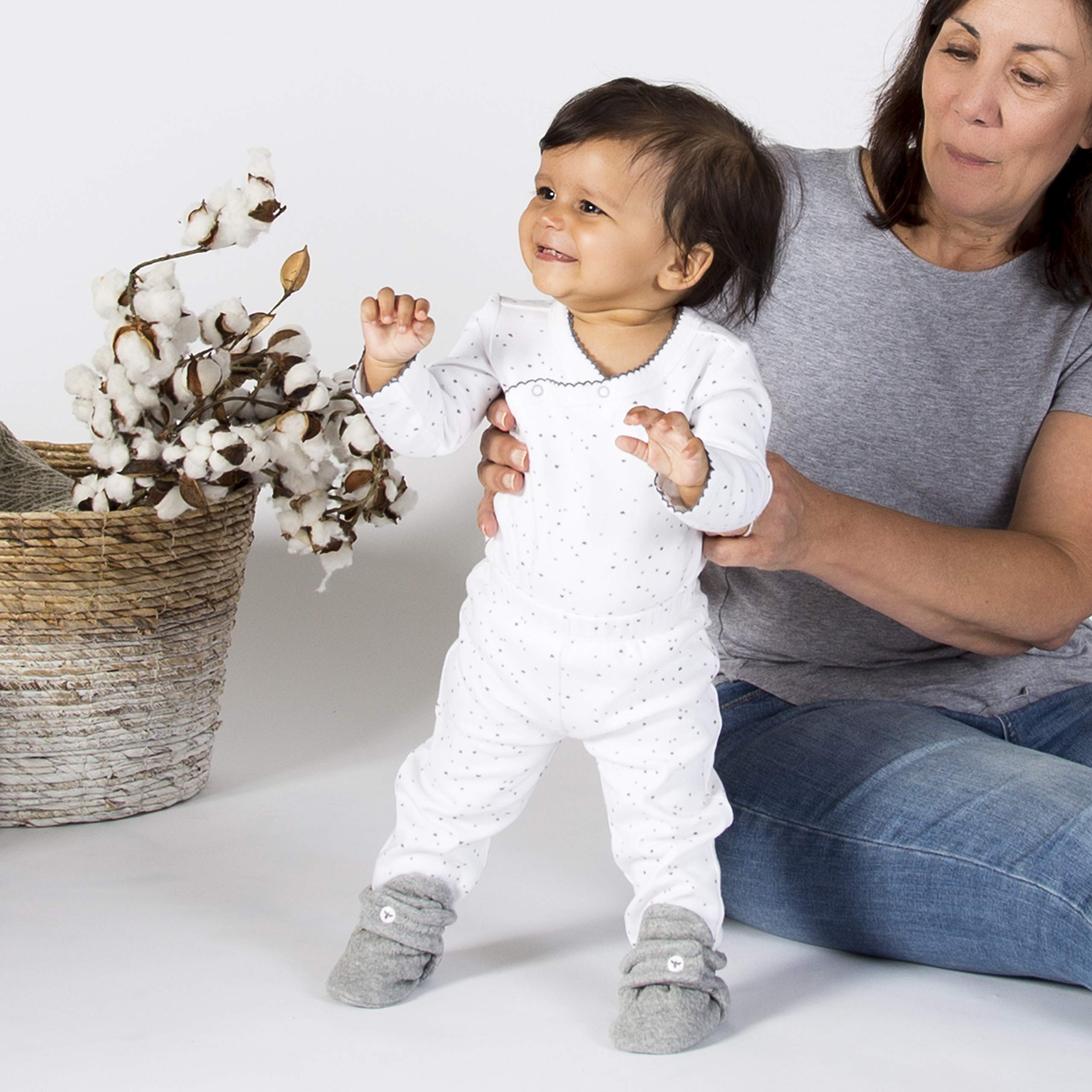 Burt's Bees Baby Baby Gender Neutral Color for Ages 0 to 9 Months Old Slipper Sock, Heather Grey Stripe, 6 Unisex Infant