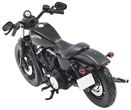 2014 Harley Davidson Sportster Iron 883 Motorcycle Model 1/12 by Maisto 32326