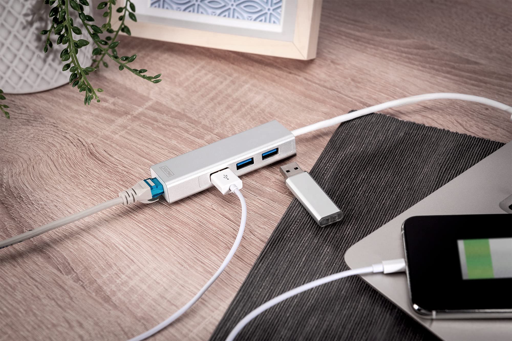 Assmann DIGITUS USB 3.0 3-Port Hub & Gigabit LAN-Adaptor