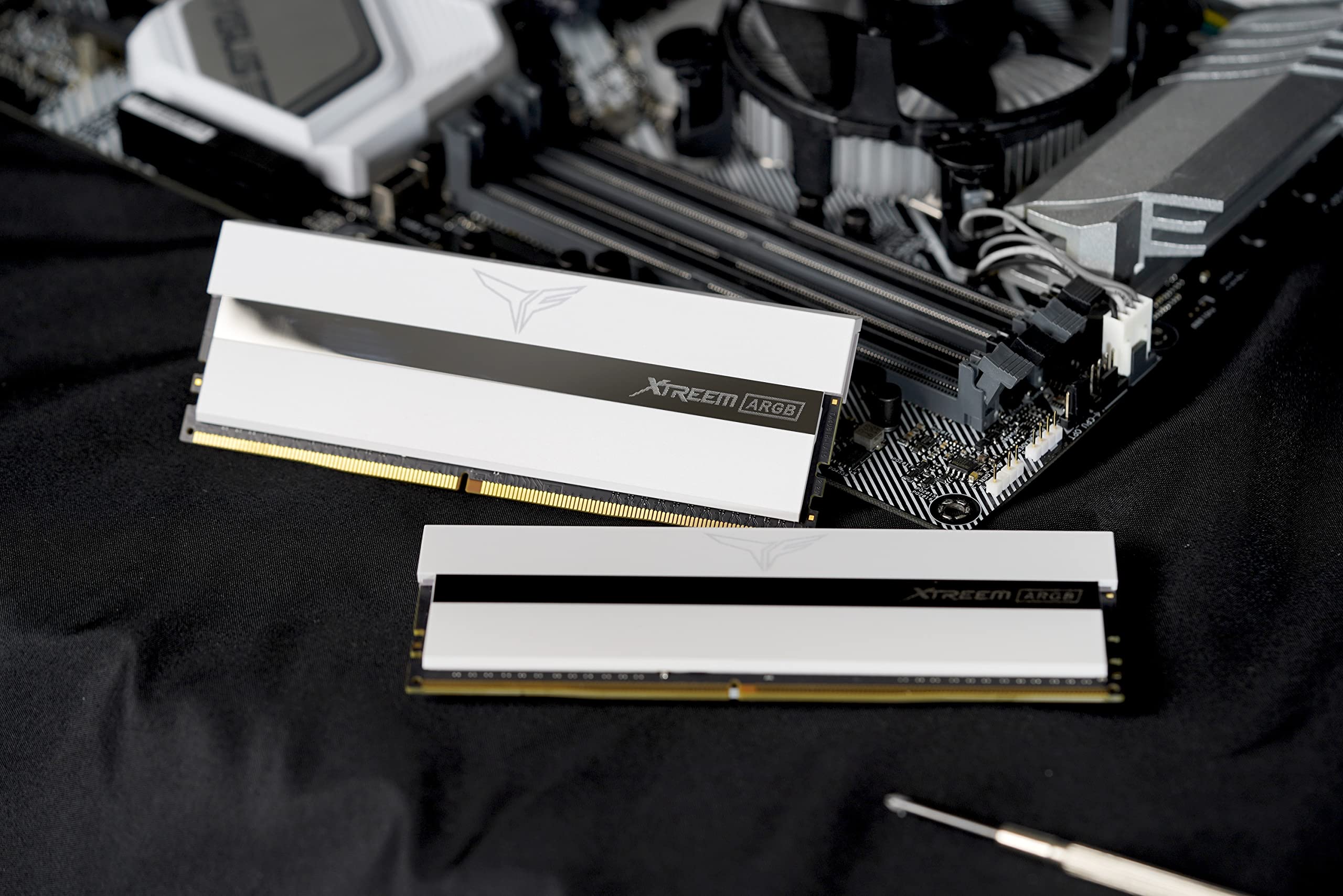 TEAMGROUP T-Force XTREEM ARGB 3600MHz CL14 32GB (2x16GB) PC4-28800 Dual Channel DDR4 DRAM Desktop Gaming Memory Ram (White) - TF13D432G3600HC14CDC01