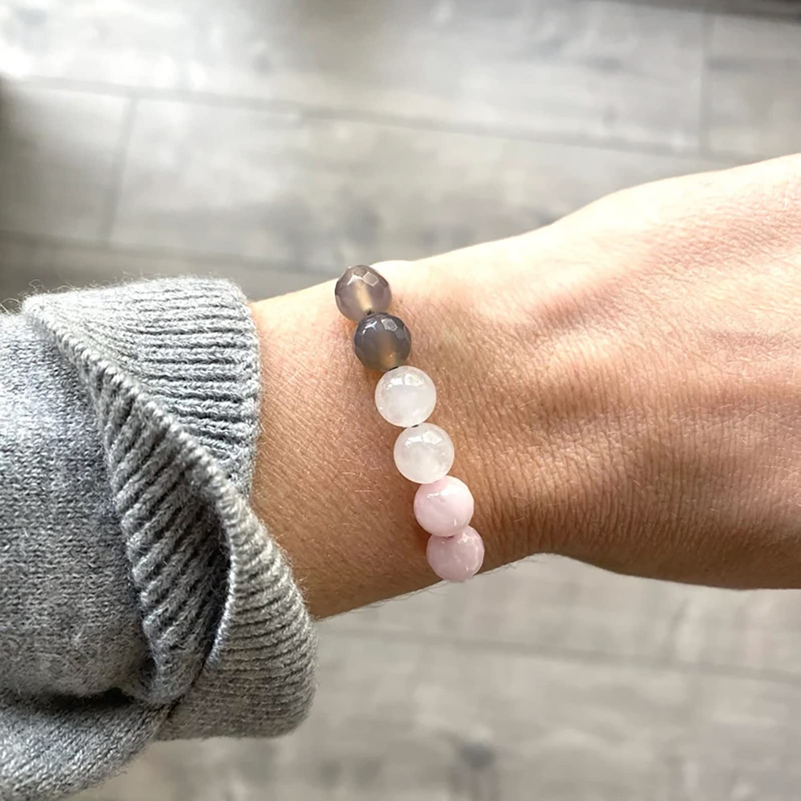 2023 Newtest Anxiety Stone Beaded Adjustable Bracelet with Card, Amethyst Flash Stone Combination Bracelet for Women Men (Pink, One Size)