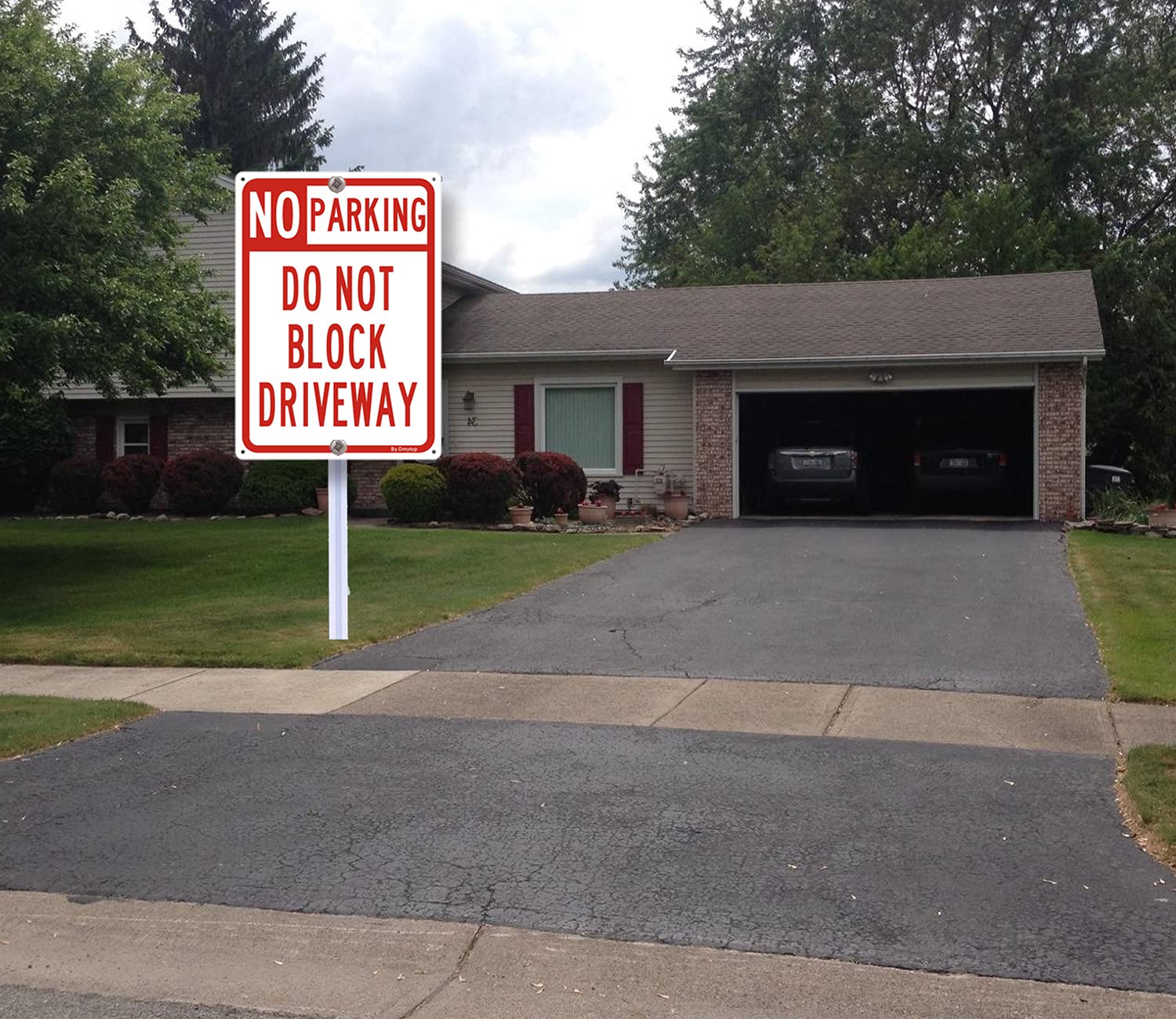 No Parking Sign Do Not Block Driveway Sign, (2 Pack) 10 x 14 Inches Rust Free Aluminum Metal Sign, UV Protected Weather Resistant Durable In Easy to Mount