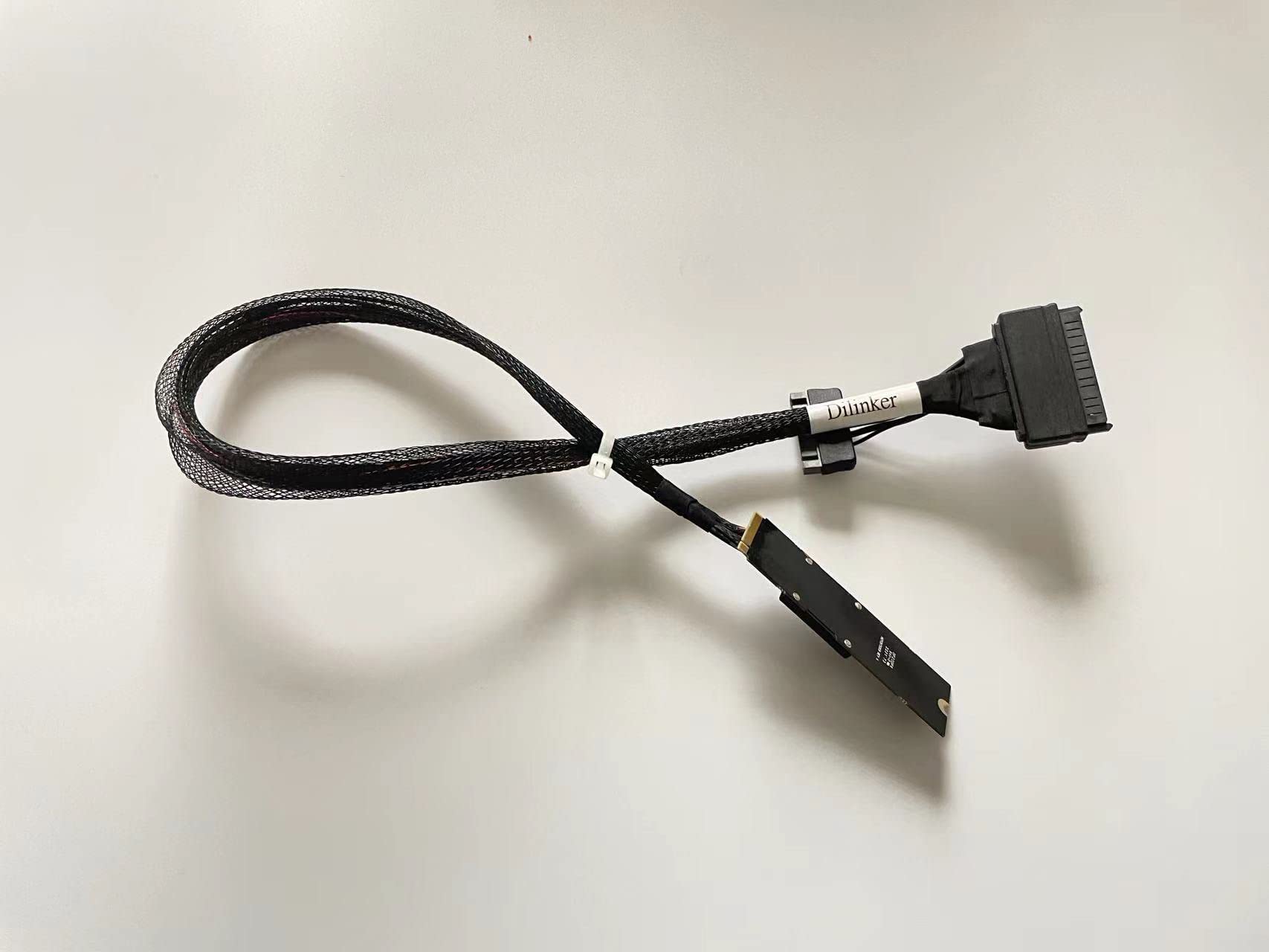 Dilinker ππ’ππ’π§π€ππ« π.π ππ¨ π.π ππππ SSD, ππ
π
-ππππ Drive to π.π Host Adapter,U.2 SSD Converter -with Power Cable(50CM)