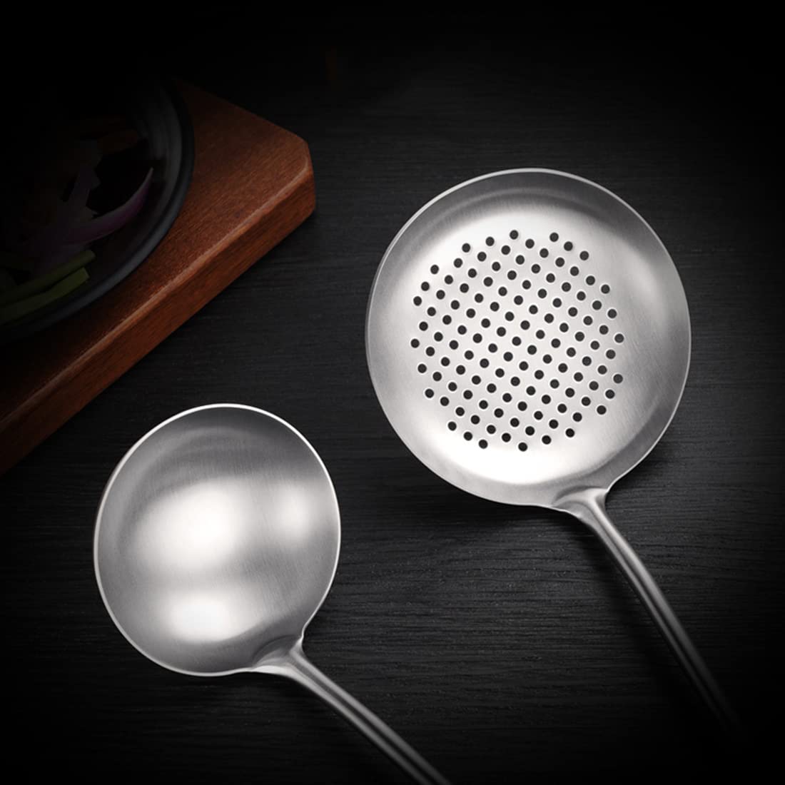 304 Stainless Steel kitchen utensils set 4 Pcs Cooking Utensil, Spatula,Soup spoon,Leaking shovel,Colander Heat Resistant Wooden Handle Kitchen Tools (Black4T)
