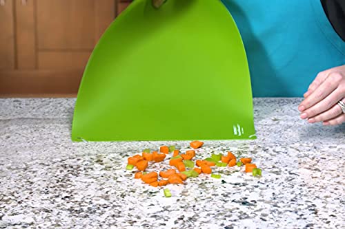 FUNCTIONAIRE Funnel-Board Kit β 4 Cutting Boards That Convert to a Funnel or Scoop. Includes EZ Mount Storage Holder That mounts Inside Cabinet Doors (no Screws Required). Watch Demo Video.