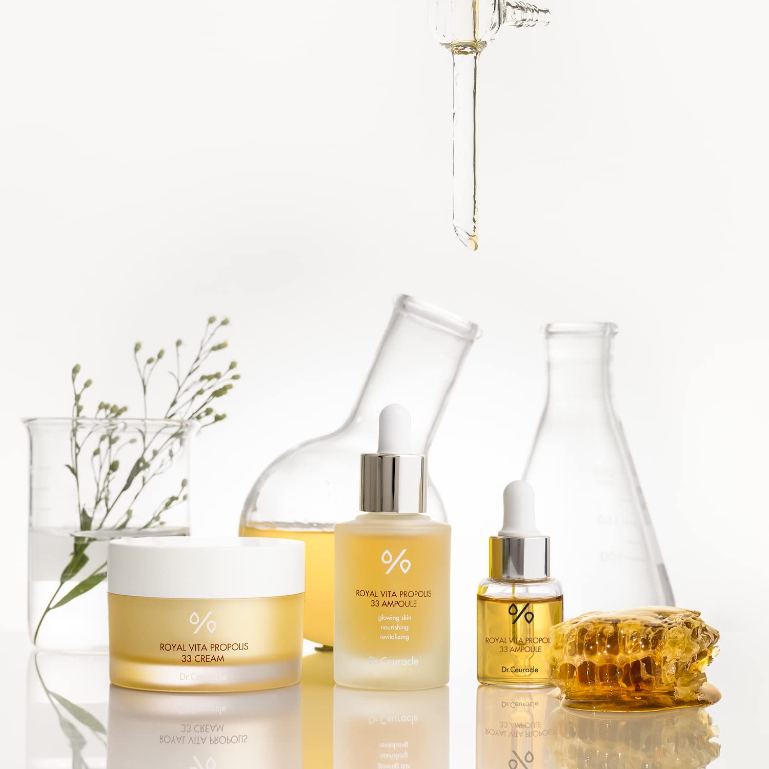 Dr.Ceuracle Royal Vita Propolis 33 Cream (50ml / 1.69 fl. oz.) - Ultimate Glow and Nourish Cream for Radiant Skin, Vitamin, Propolis, Royal Jelly Extract