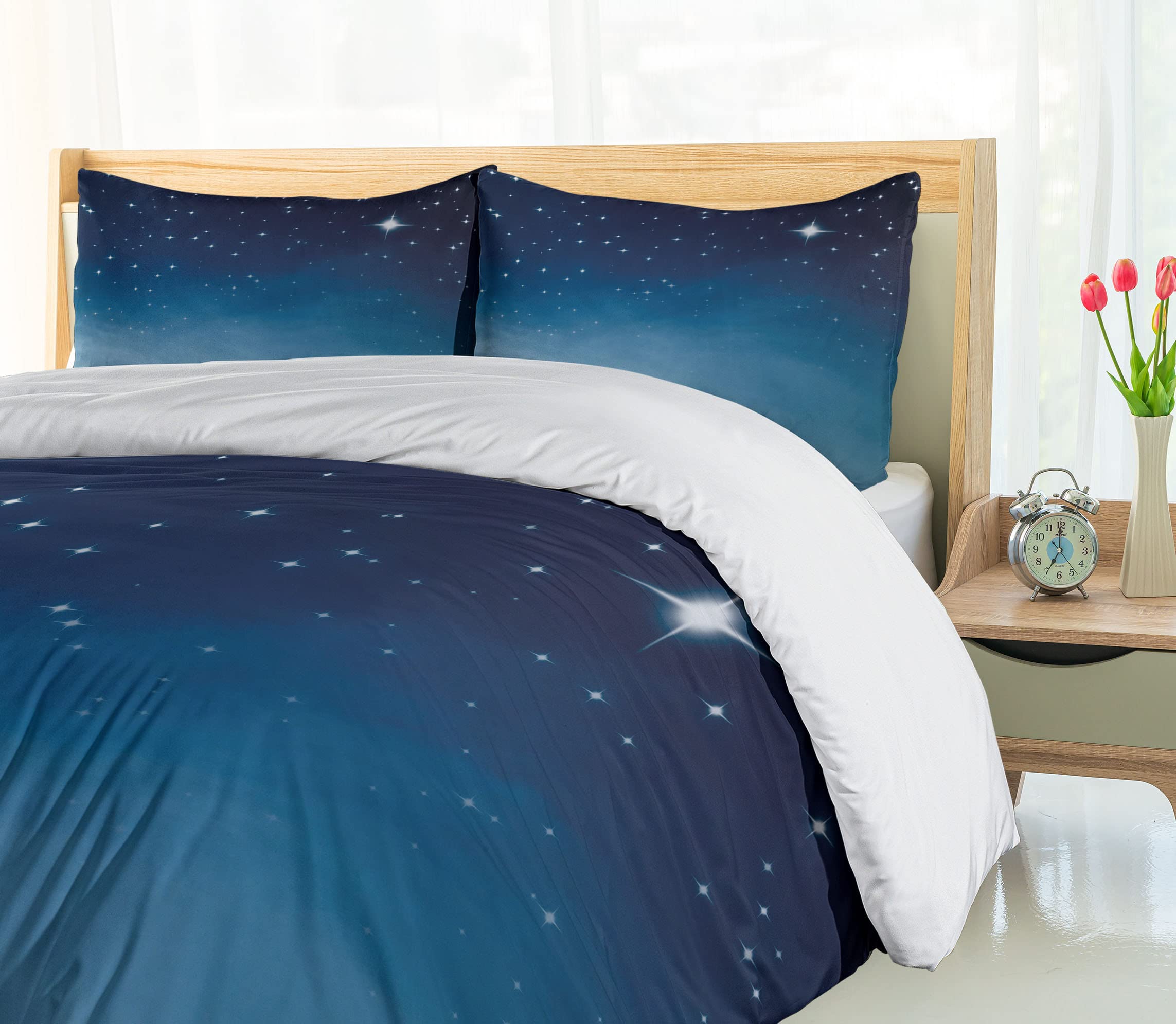Ambesonne Night Duvet Cover Set, Ombre Inspired Sky Vibrant Stars Universe Astronomy Exploration, Decorative 3 Piece Bedding Set with 2 Pillow Shams, King Size, Pale Blue Dark Blue