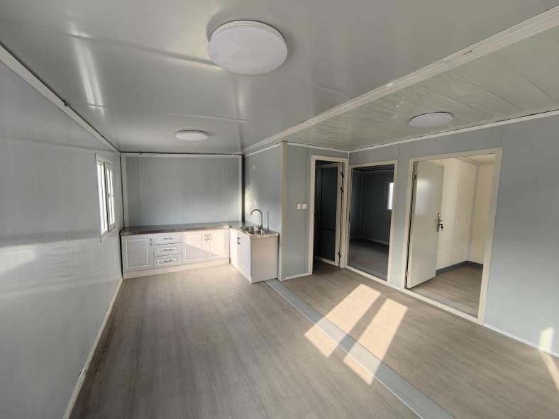 30 feet Portable prefabricated Tiny Mobile Home 30x20t, Mobile Expandable prefab House, 2 bedrooms, 1 Bathroom, Kitchen,Living Room,Office, Garage,den.