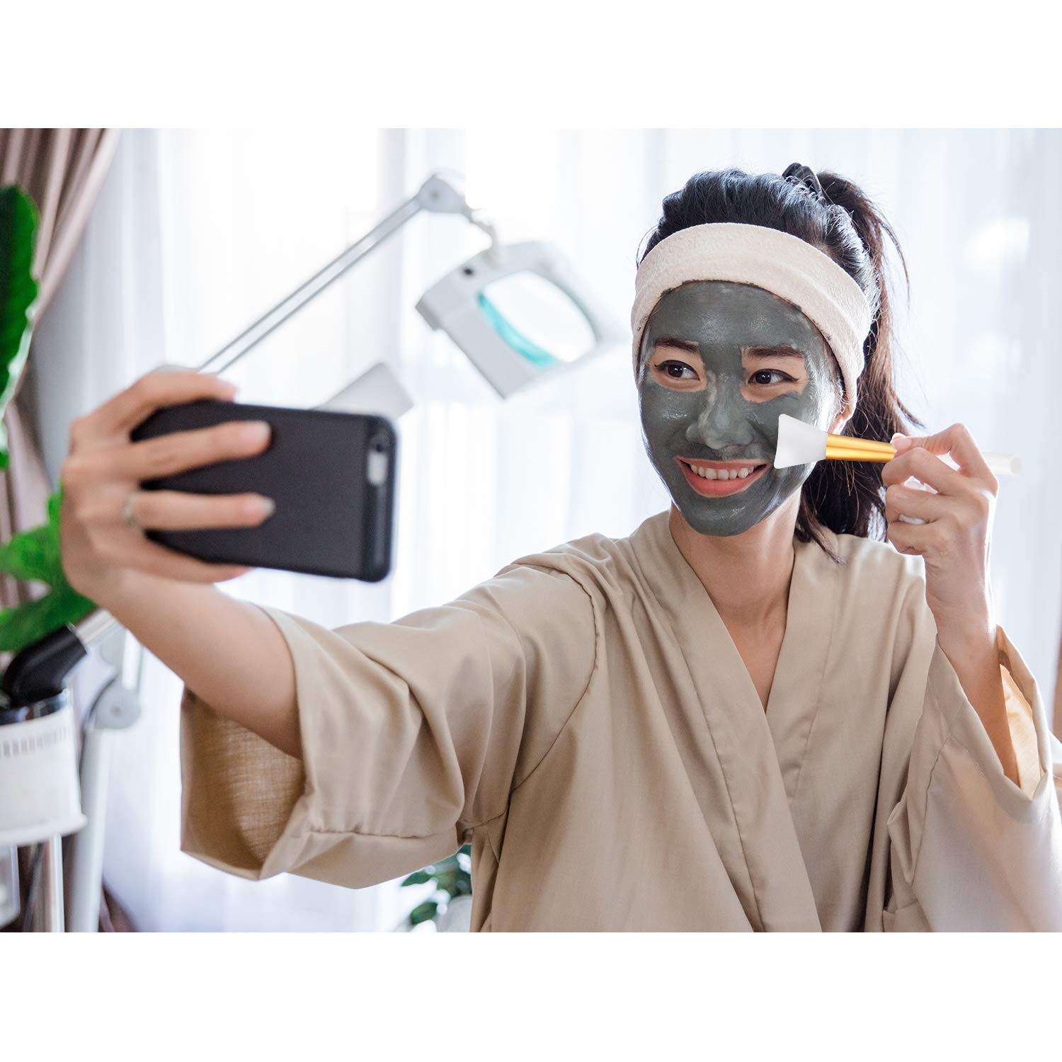 Patelai 20 Pieces Soft Silicone Facial Mud Applicator Clay Tools Face Mask Brushes Beauty Tools for Sleeping Mud Mask Hairless Body Lotion and Body Butter