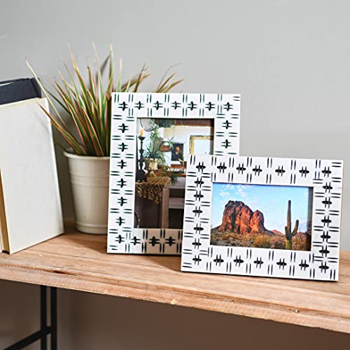 Main + Mesa Resin Photo Frames, Set of 2 (4x6β and 5x7β)