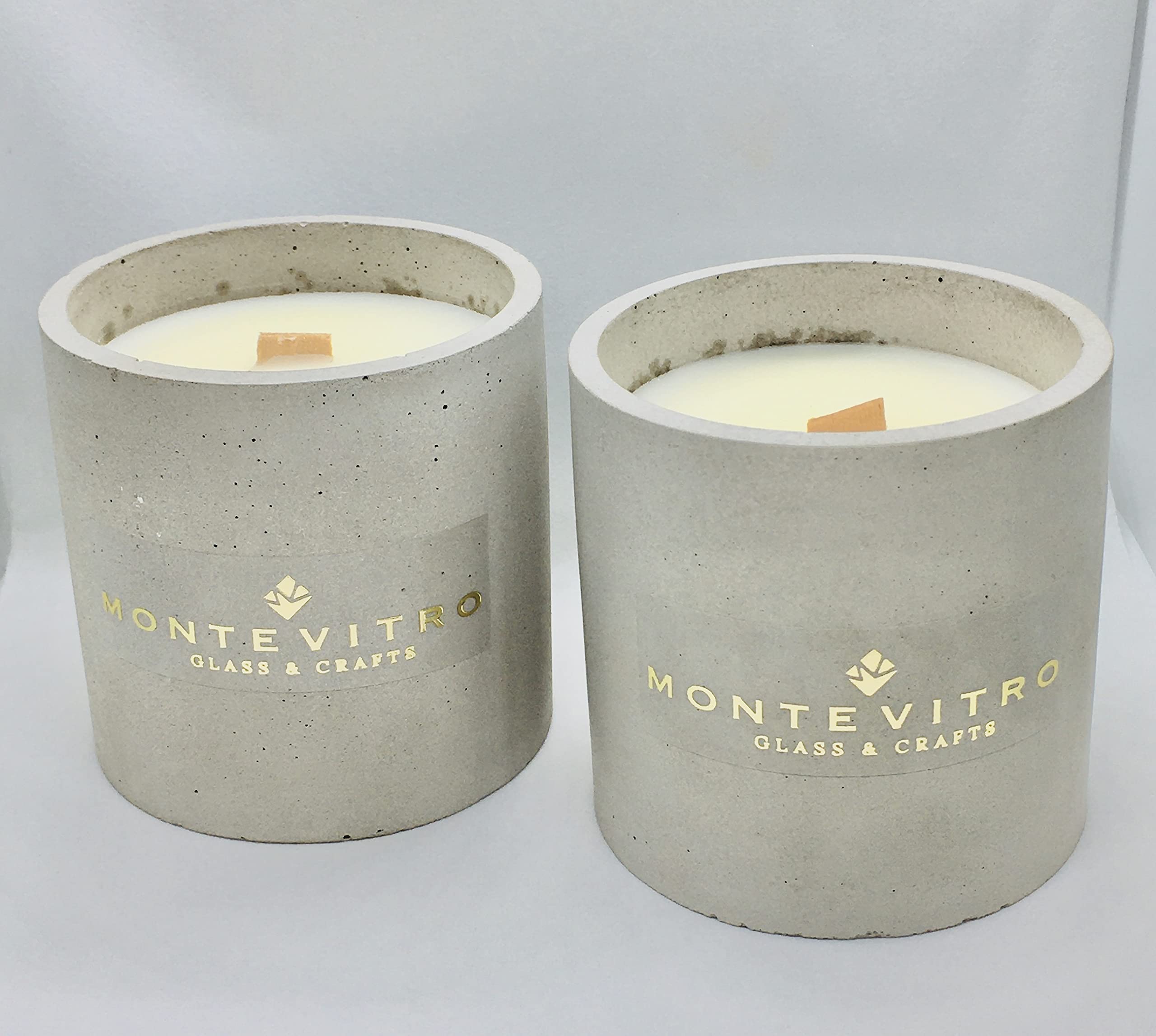 2 candle in cylinder concrete base, aromatic soy wax and wood wick - Monte Vitro