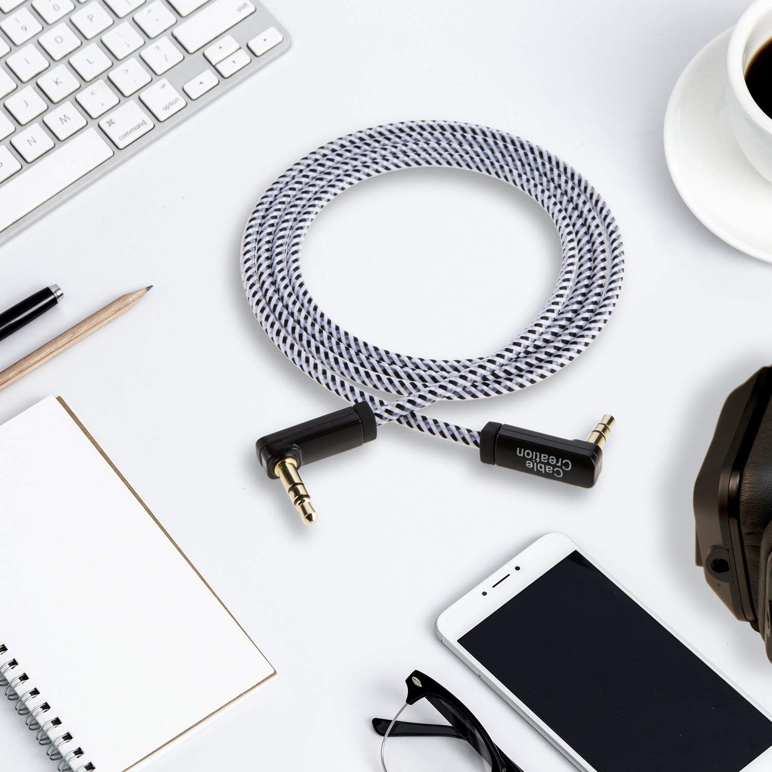 CableCreation 3.5mm Aux Cable 3FT/0.9M, 3.5mm Male to Male Jack Audio Cable with 24K Gold-Plated for Phones, Tablets, Beats Headphones, MP3 Player, Car/Home Stereo, Laptops, Speaker