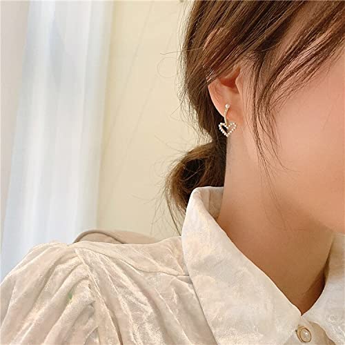 2022 New Korean Earrings Simple and Cold Wind Pearl Love Temperament Wild Earrings Exquisite Elegant Trend Fashion Stud Earrings