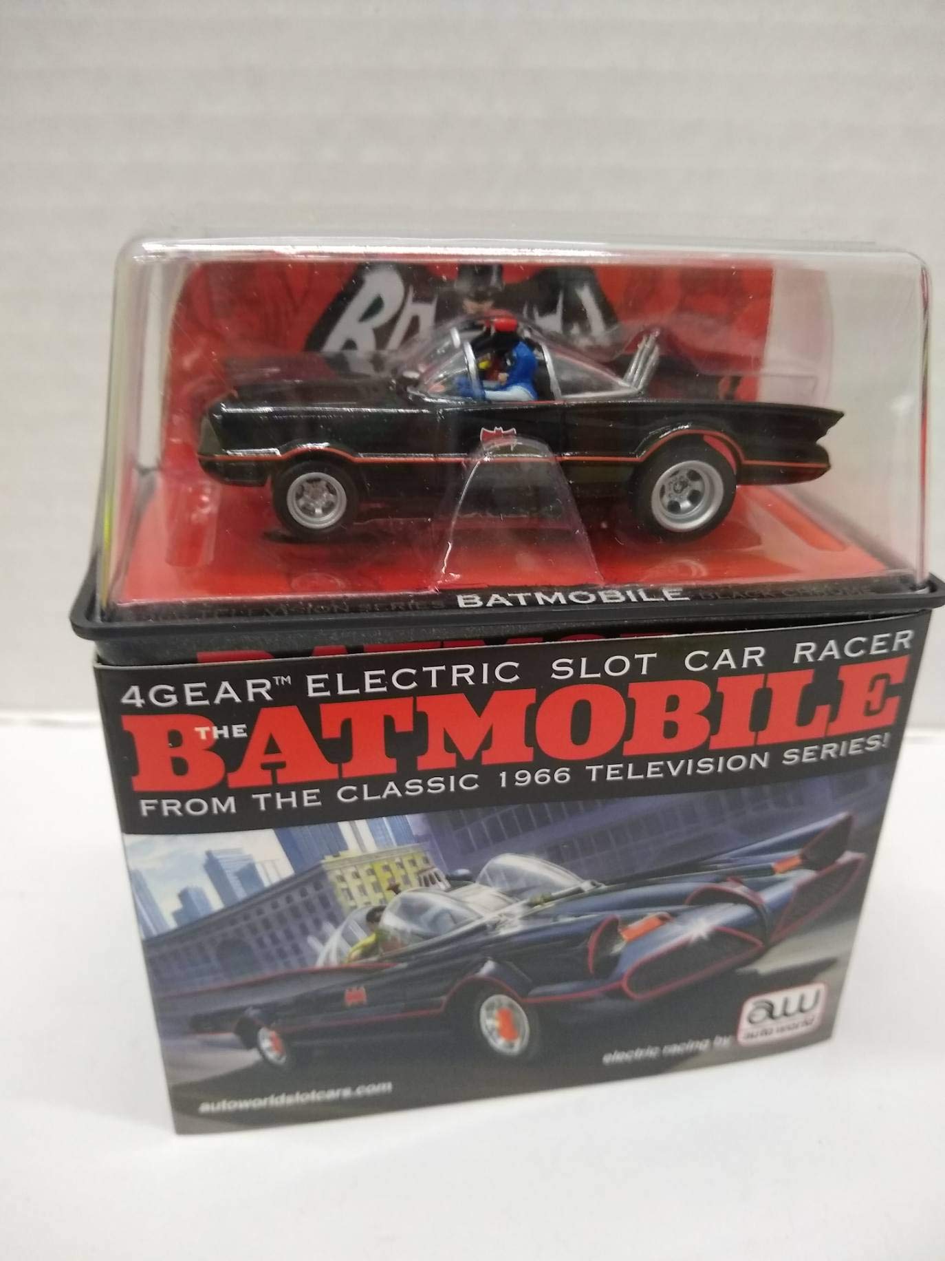 Auto World SC185 Batman Classic 1966 TV Series Bat car HO Scale Electric Slot Car