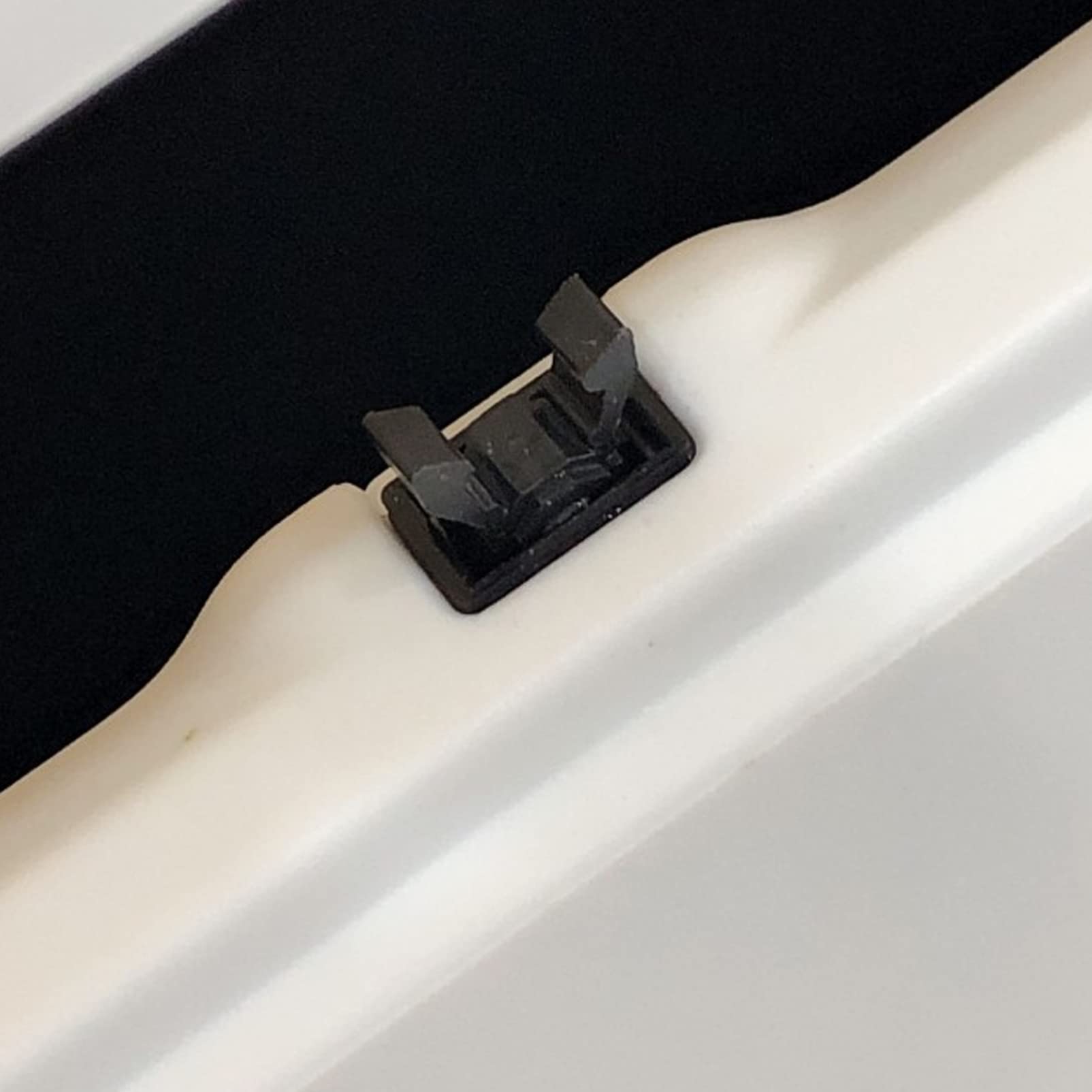 50pcs Latches Push-Type Can for Replacement Bin Lid Trash Self- Clamp Lock Bucket Type Parts Basket Garbage Anti- Universal Fixation Tools Buckle Locking Re Buttons