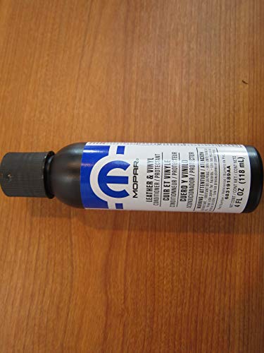 Mopar Car Care Kit Including Glass Leather & Vinyl & All Purpose Cleaners OEM