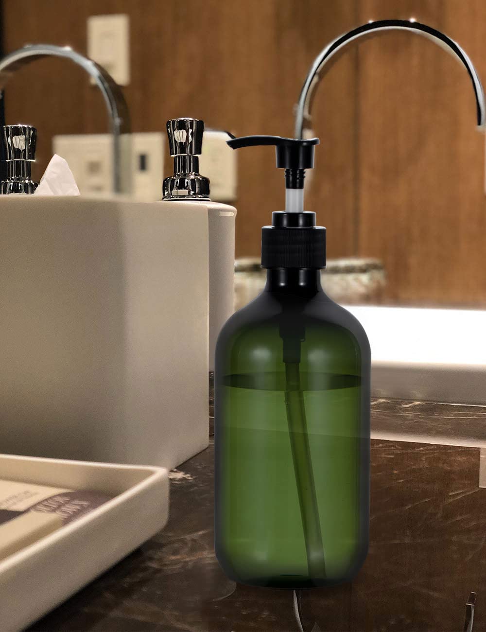 sdoot Green Pump Bottle, 2 Pack Shampoo Bottles with Pump, 17oz Refillable Plastic Soap Dispenser Pump Bottle for Shampoo Conditioner, Shampoo Lotion Body Wash