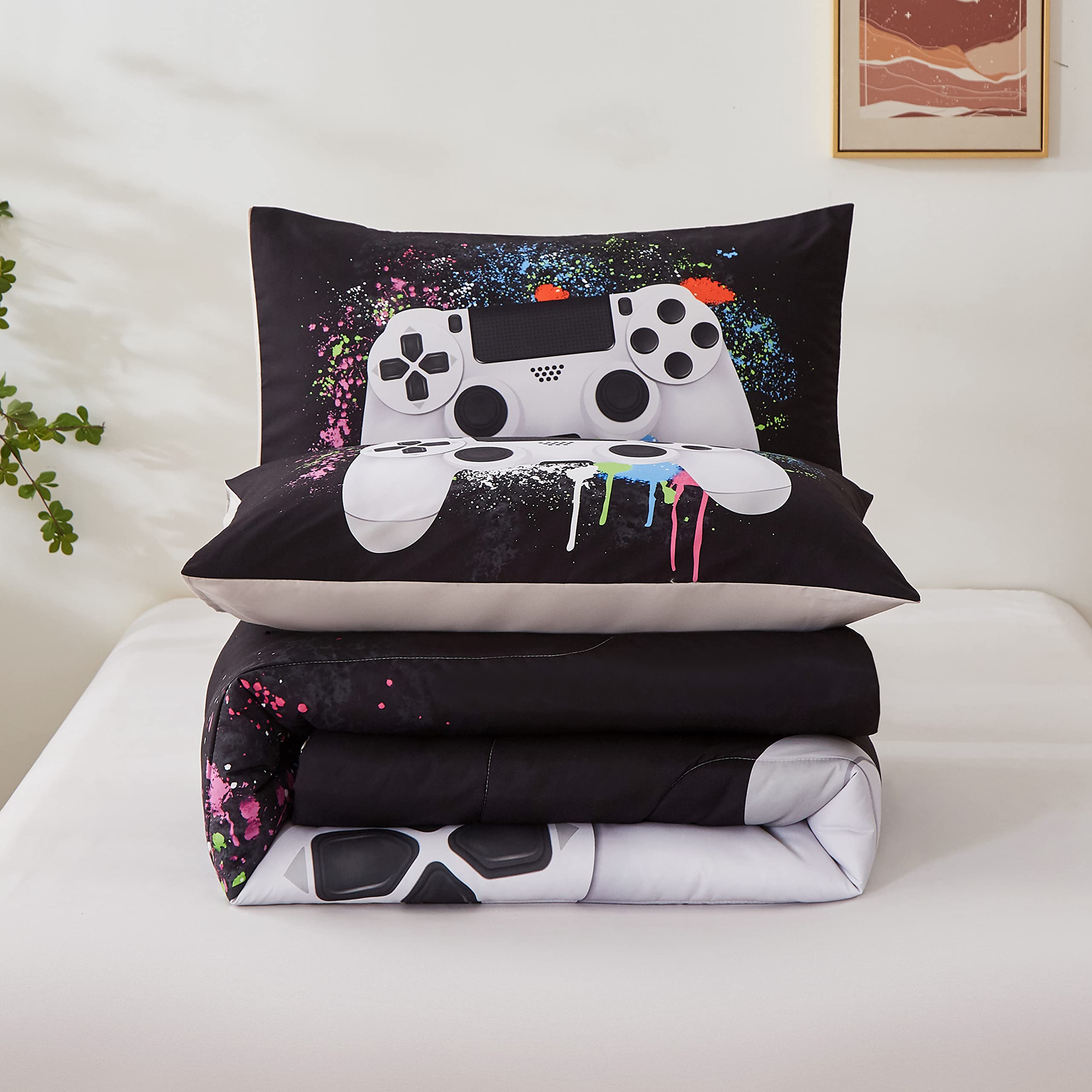akkialla Gamer Bedding Sets for Boys, Queen Size 3-Piece Gaming Comforter Sets for Kids Teens, Soft Microfiber Video Game Bedding Sets for Game Lovers, 1 Comforter and 2 Pillowcase(White,Queen)
