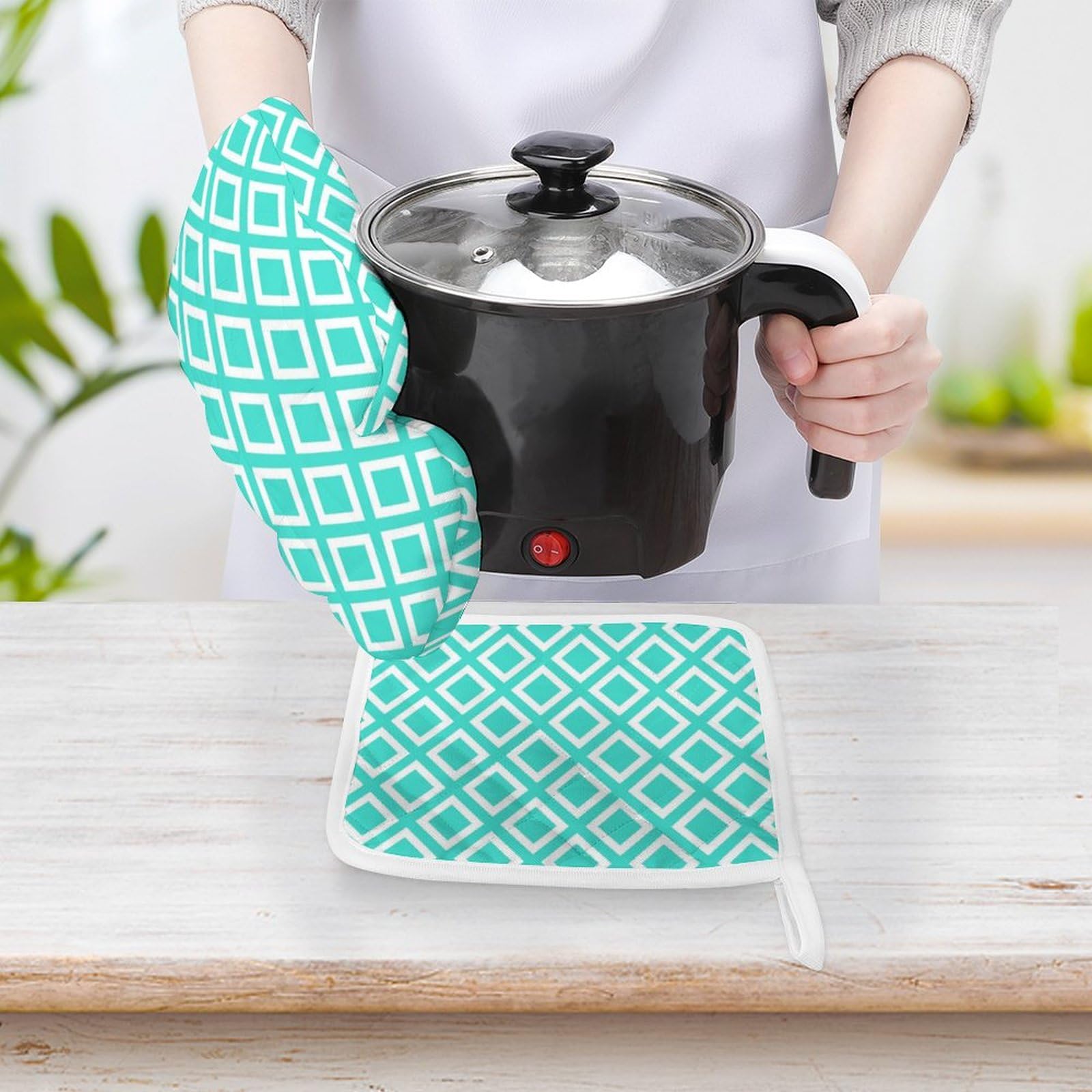 2Pcs Oven Mitts and Pot Holders Set, Mint Green White Coral Diamond Pattern Oven Mitts Gloves Set Heat Resistant Hot Pads for Kitchen Cooking Grill
