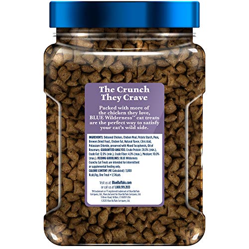 Blue Buffalo Wilderness Crunchy Cat Treats, Chicken 12-oz Tub