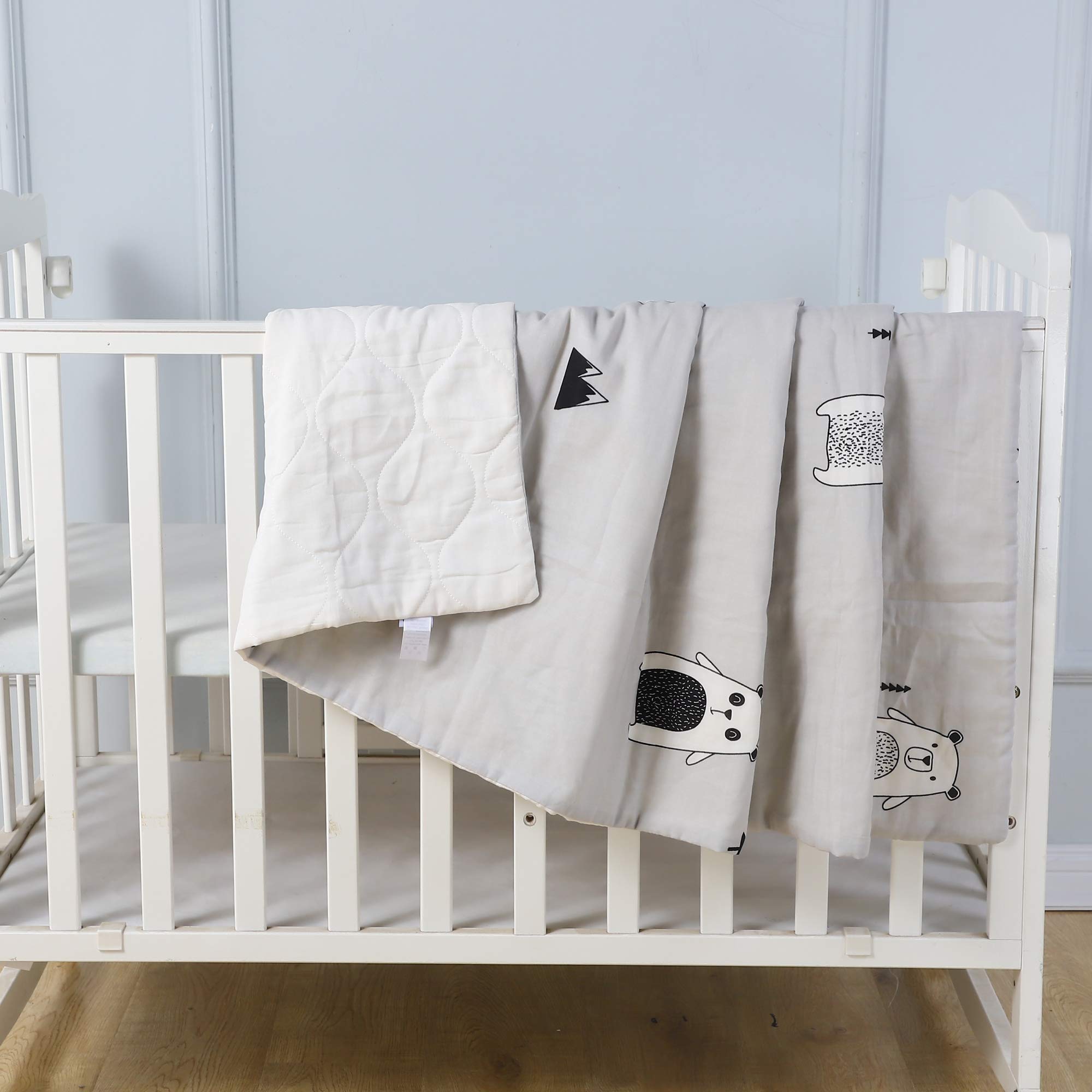 UOMNY Baby Blanket - Soft Cot Comforter Crib Baby Quilts for Boys and Girls 39x55 Inch Printed Gauze 1 Pack Baby Blanket Cradle Quilt Nursery Bed Throw Blanket Bed Cover Lightweight Bear