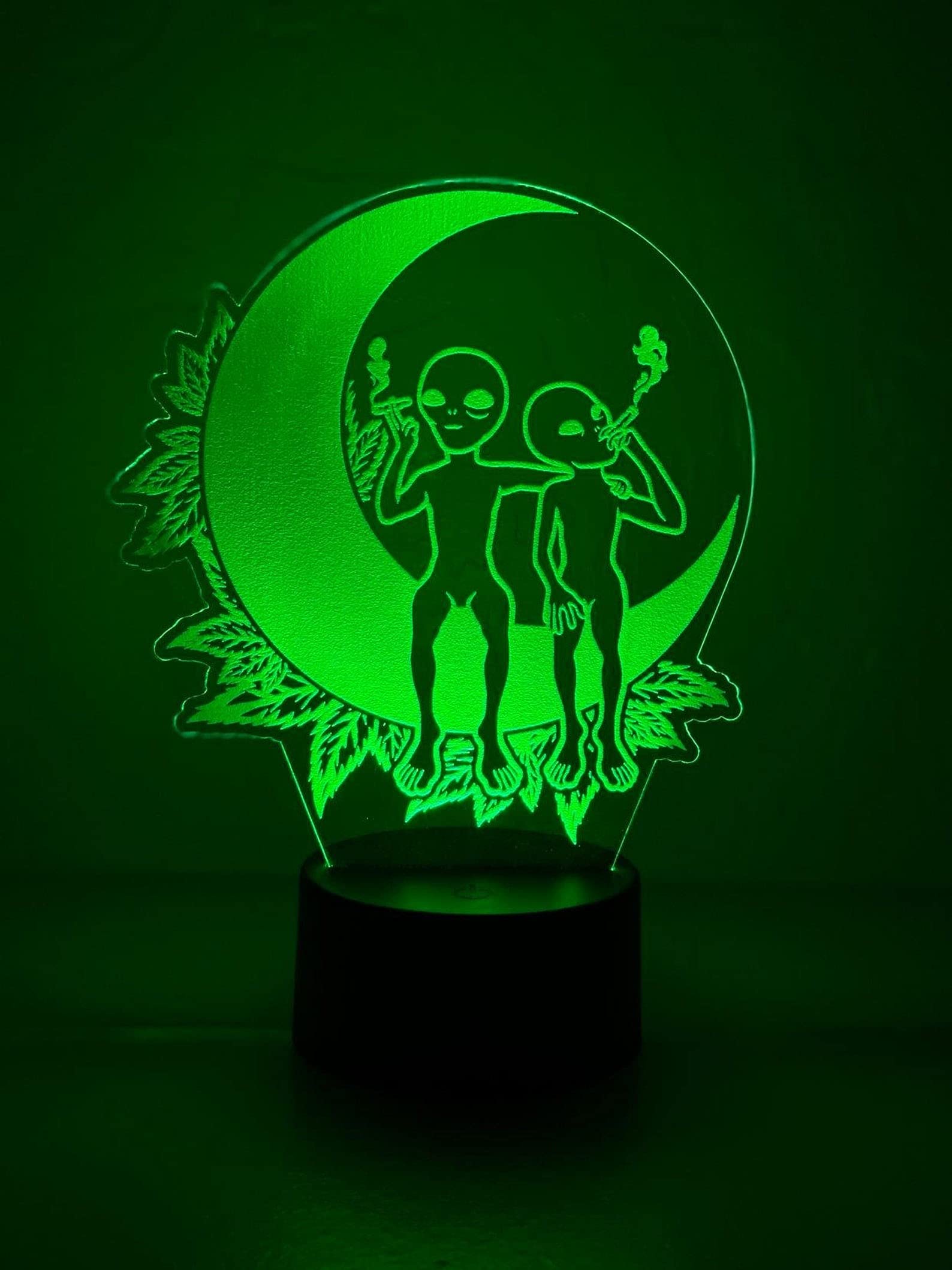 Yooce 420 Leaf 3D LED Table Lamp Night Light Optical Visual Illusion Home Decor Lighting
