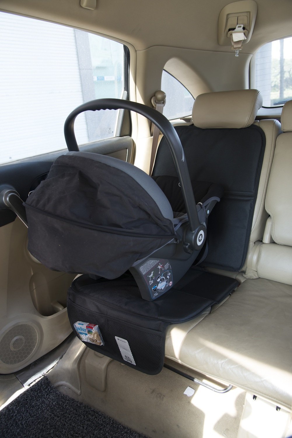 AutoMuko Car Seat Protector, for Baby Seat with Mesh Pockets Keeps Your Car Seat Tidy and Neat - Prevents Skid Marks, Wears and Tears (with One-Year Limited Warranty), Black