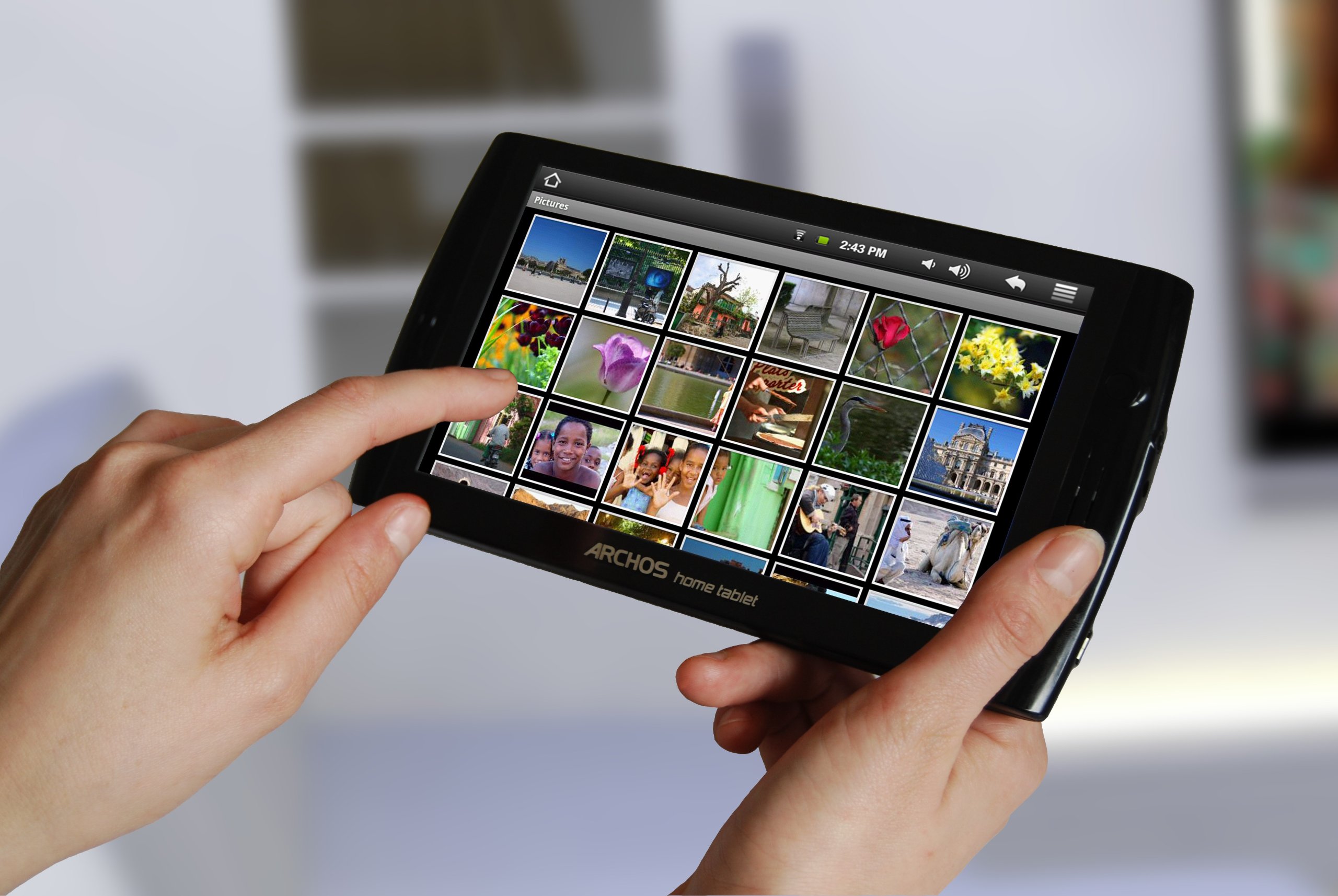 Archos 7 8GB Home Tablet with Android (Black)