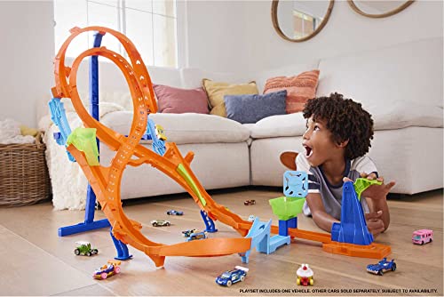 Hot Wheels Toy Car Track Set with Figure-8 Jump & 1:64 Scale Car, 2-Ft Tall Track, Connects to Other Sets