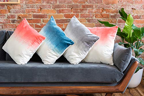 Refinery29 | Ombré Collection | Luxury Decorative Textured Throw Pillows, Ultra Soft with Stylish Modern Chic Design for Home Décor (Pillow, Blue), 18 x 18