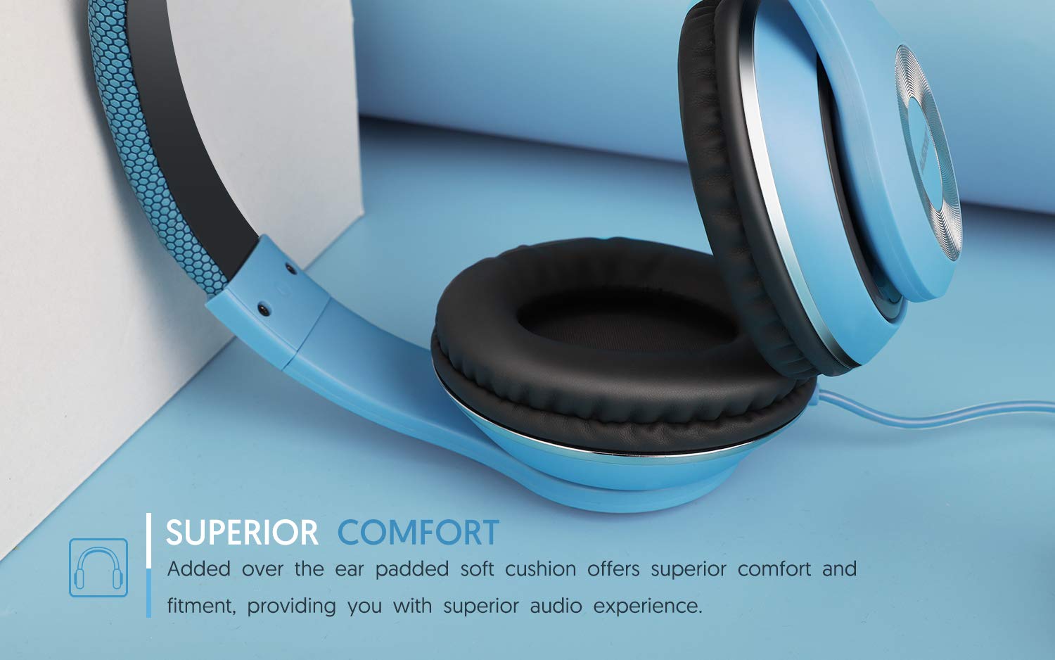 AUSDOM Lightweight Over-Ear Wired HiFi Stereo Headphones with Built-in Mic Comfortable Leather Earphones- Blue