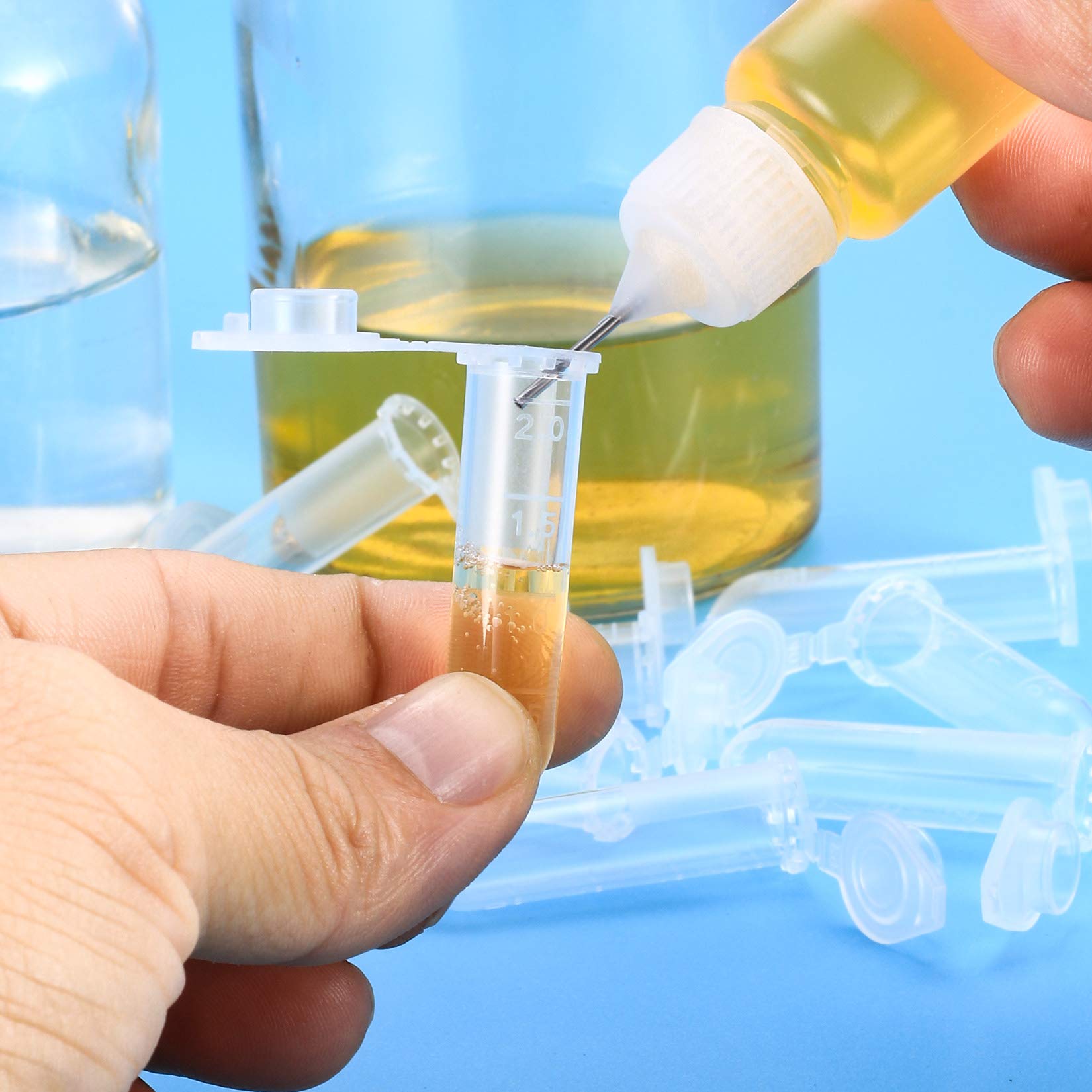 500 Pcs 2ml Microcentrifuge Tubes, Graduated Centrifuge Tubes, Clear Plastic Reusable Centrifuge Vials with Flat-Top Snap Caps, Small Sample Lab Test Storage Vials Tubes