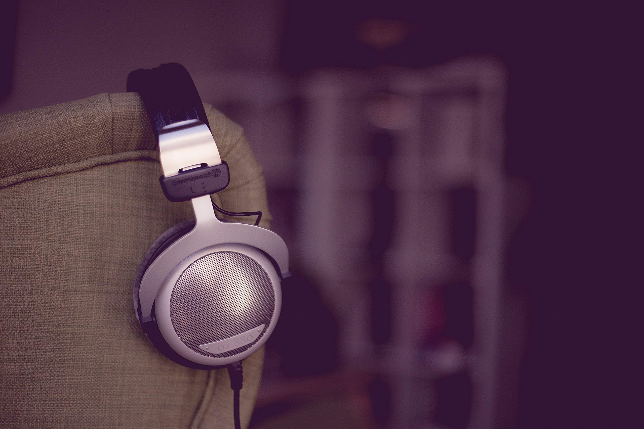 beyerdynamic DT 880 Premium 600 OHM Headphones (Renewed)