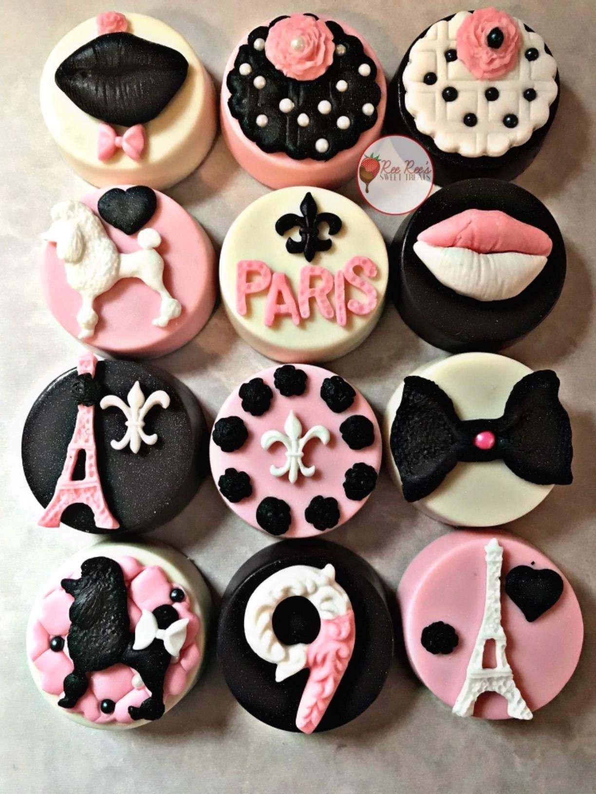2Pcs/Set Mini Size I Love Paris Fondant Molds, Eiffel Tower Poodle Silicone Fondant Mold for Cake Cupcake Sweet Treats Decorating Sugar Craft Gum Paste Chocolate Candy Polymer Clay Resin Mold