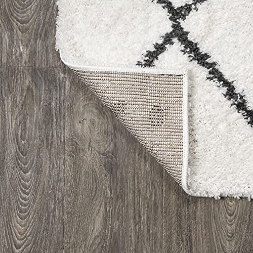 JONATHAN Y MOH410A-4 Cami Moroccan Style Diamond Shag Indoor Area-Rug Bohemian Contemporary Geometric Easy-Cleaning Bedroom Kitchen Living Room Non Shedding, 4 X 6, White/Black