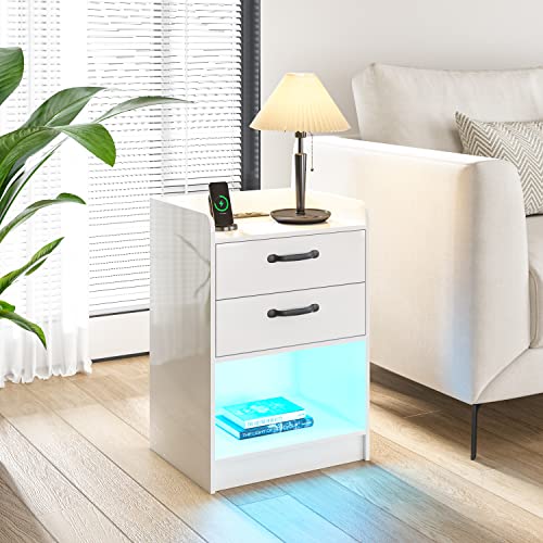 4 EVER WINNER Nightstand Bedroom Side Table End Table Living-Room, Night Stand Bedside Table with USB and Open Shelves,White
