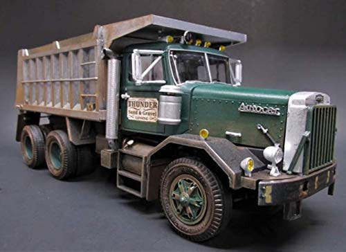 AMT Autocar Dump Truck - 1/25 Scale Model Truck Kit - Buildable Vintage Vehicle for Kids and Adults