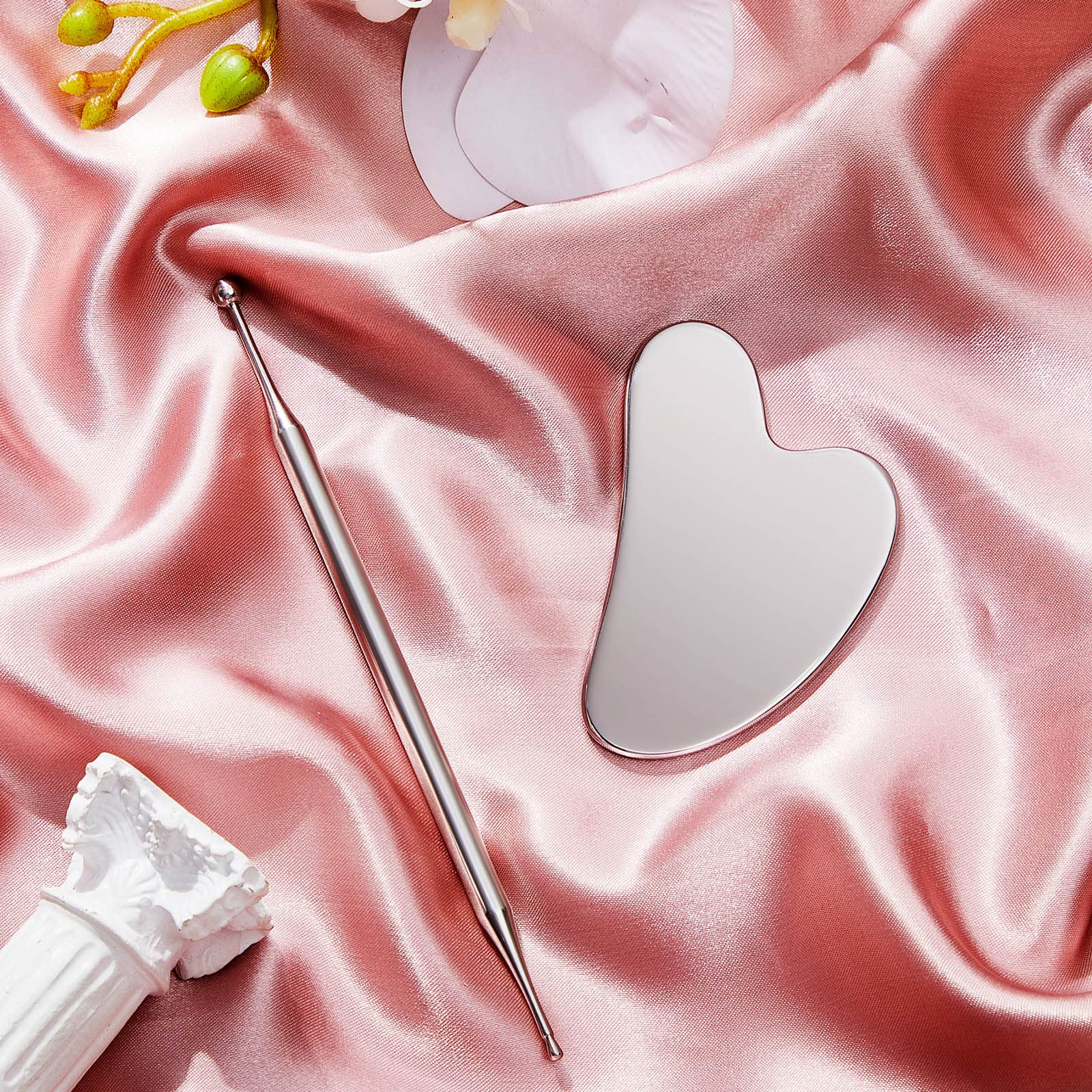 2 Pieces Face Reflexology Tools Stainless Steel Guasha Board Ear and Body Point Probe Pen Heart Shaped Massage Scraper Acupuncture Pen Gua Sha Facial Tool for Face Body Spa Massager