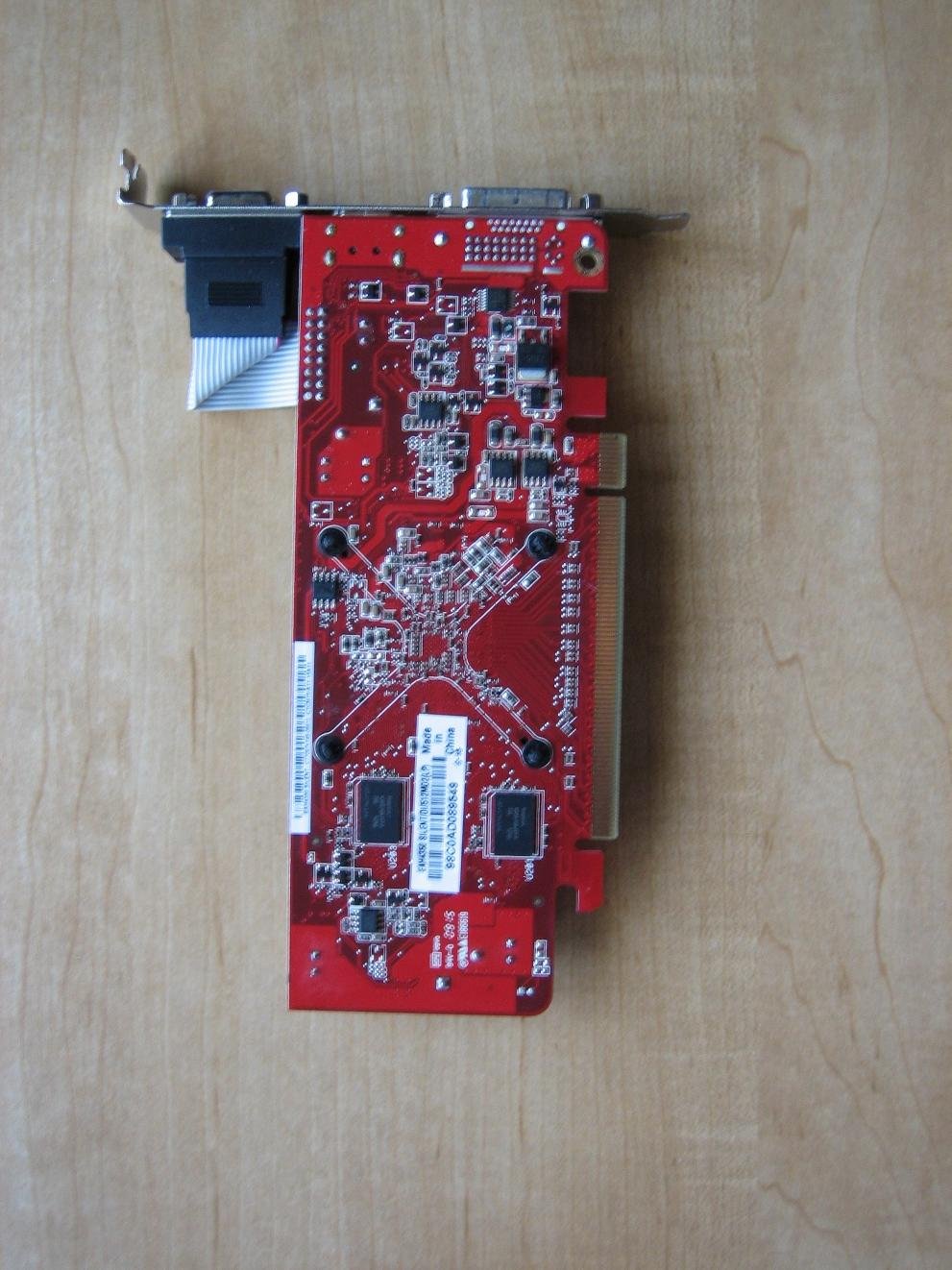 ASUS AMD Radeon HD 5450 SILENT Series with 0dB Thermal Solution and 1 GB Memory Video Card EAH5450 SILENT/DI/1GD3(LP)