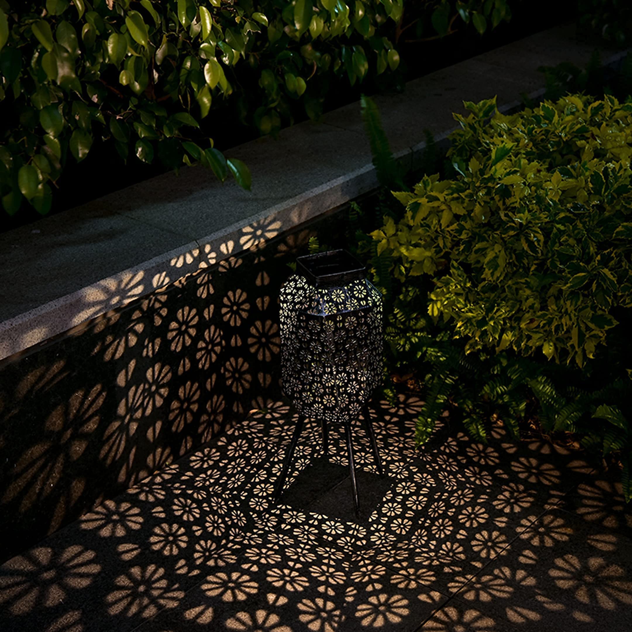 MicDecor 2 PackWrought Iron Solar Palace Lanterns in The Garden, Solar Lights in The Lakeside (Silver)