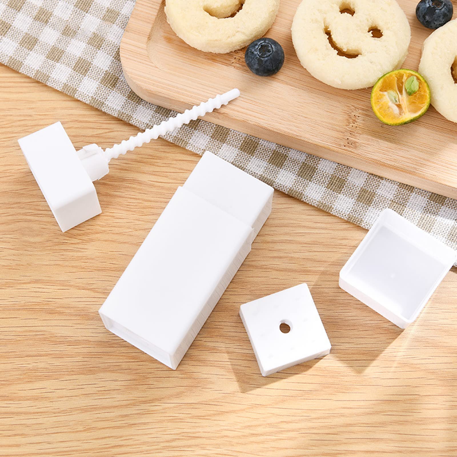 2Pcs Butter Stick Holder Plastic Sticks Butter Keeper Butter Dispenser Stick Corn Butter Holder Stick Butter Container Cake Butter Dispenser to Spread Butter on Cookware, Baking Dishes Toast Waffles