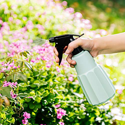 Adjustable Empty Spray Bottle Plastic Water Pot Handheld Pressing Garden Watering Can For Indoor Outdoor House Plants, Pet, Spray (Mint Green_500ml, One Size)