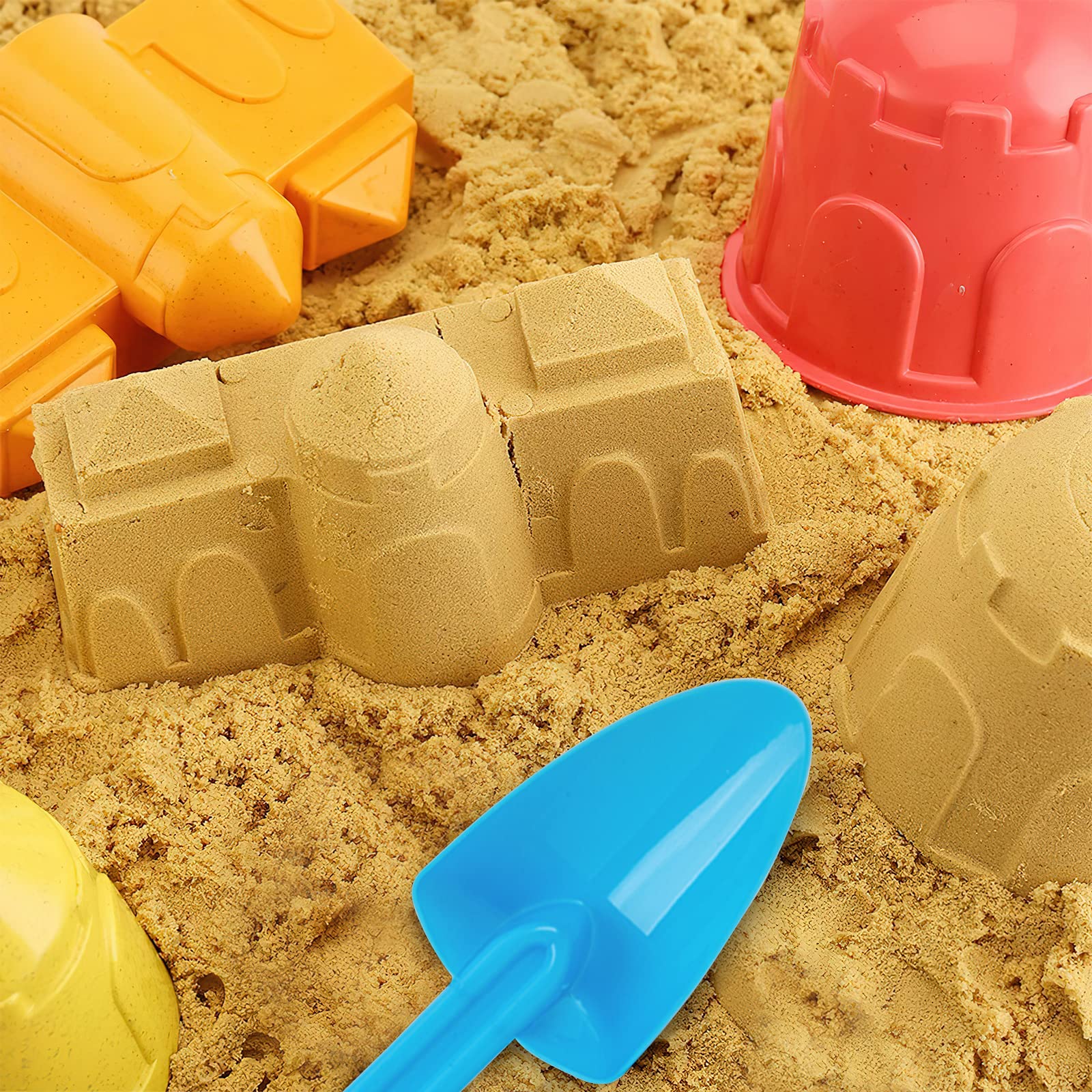 AMOR Present Beach Toys Set 31PCS, Foldable Bucket for Kids Sand Toys, Beach Pails and Collapsible Beach Toys with Castle and Sand Molds for Toddlers