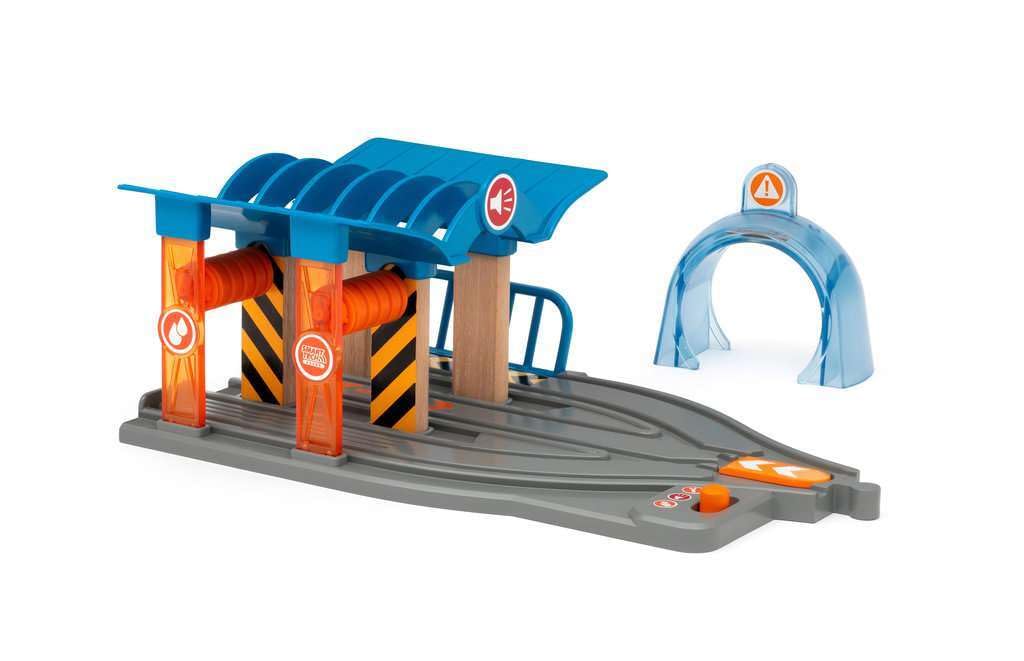 BRIO 33975 Smart Tech Sound Train Service Station