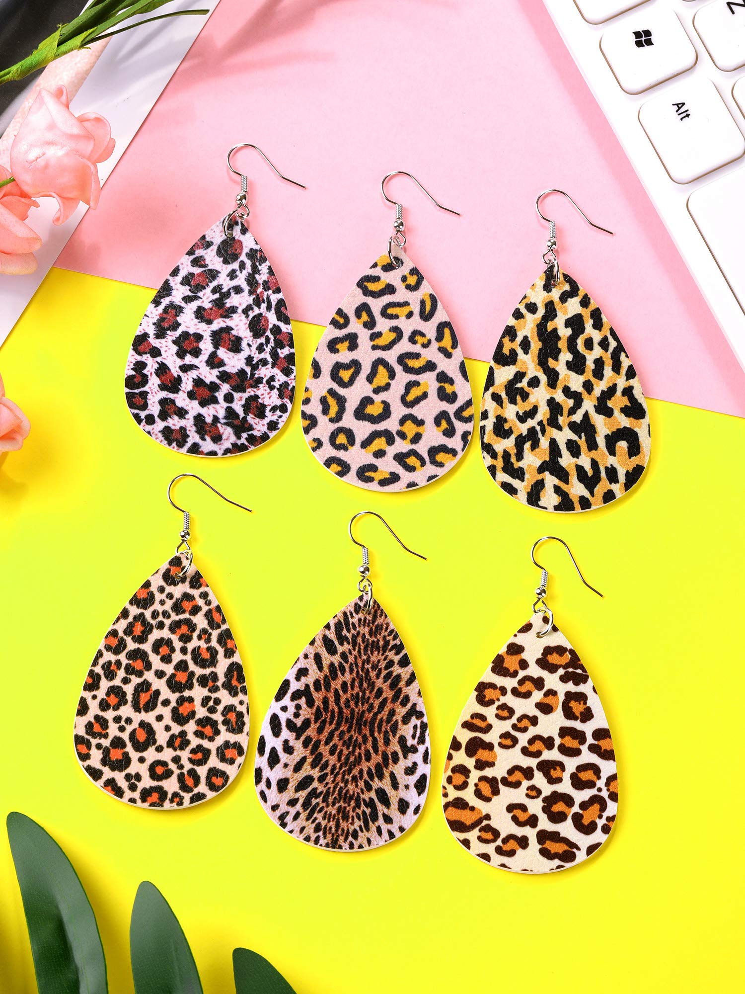 20 Pairs Leopard Faux Leather Teardrop Earrings Vintage Leopard Printed Dangle Earrings Lightweight Drop Earrings (Classic Leopard Prints)