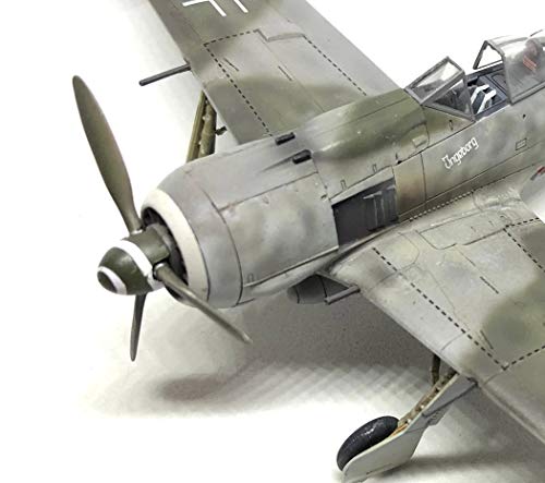 Airfix Focke-Wulf Fw190A-8 1:72 WWII Military Aviation Plastic Model Kit A01020A